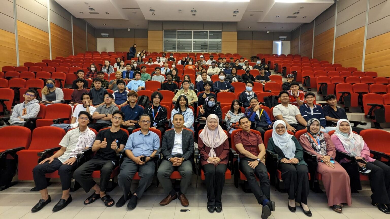 Centre for Alumni | MMU Alumnus Gives Insights on Industrial Experience