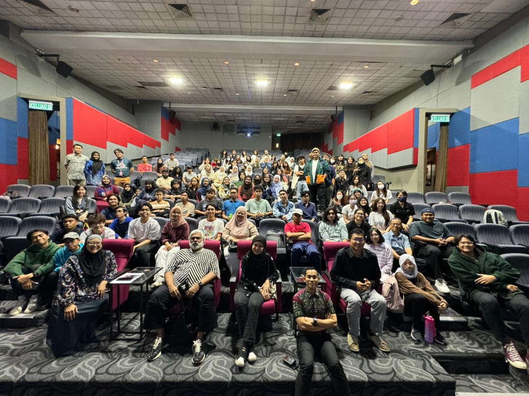 Centre for Alumni | FCM Permata Dunia Gives Back to Alma Mater
